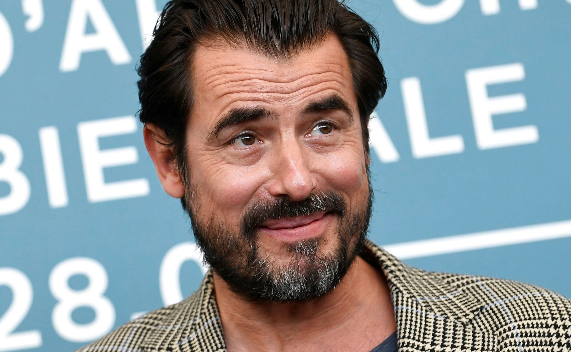 Claes Bang overrasker - Avisen.dk