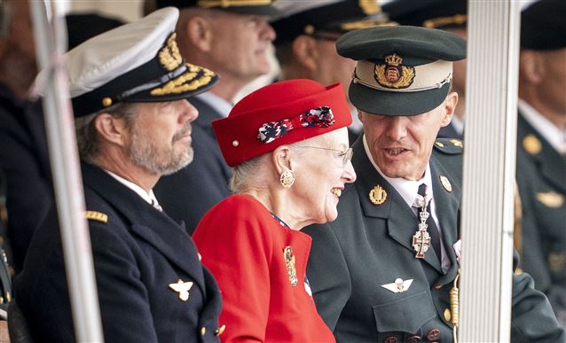 Afstemning: Er det ok, at prins Joachims børn mister prinsesse- og ... Afstemning: Er det ok, at prins Joachims børn mister prinsesse- og ...
