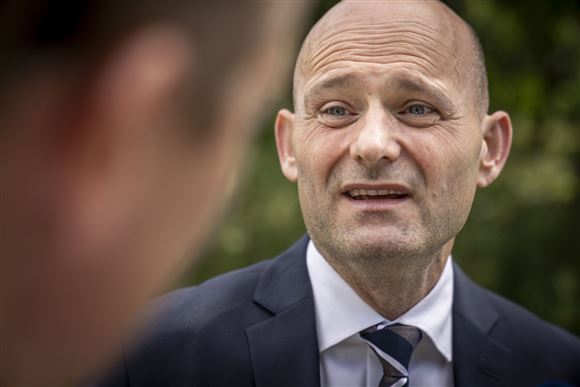 Pape vil fortsætte som leder: Forstår ikke kritik - Avisen.dk