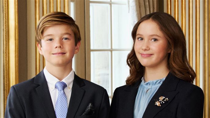 Bedøm selv: Kongehuset photoshopper angiveligt billede af royale ...