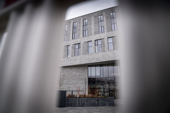 Landsret sikrer millionbeløb i Lise Roulunds villa - Avisen.dk