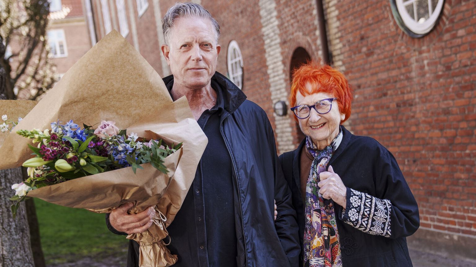 Særlig hyldest ved Jytte Abildstrøms gravsted - Avisen.dk