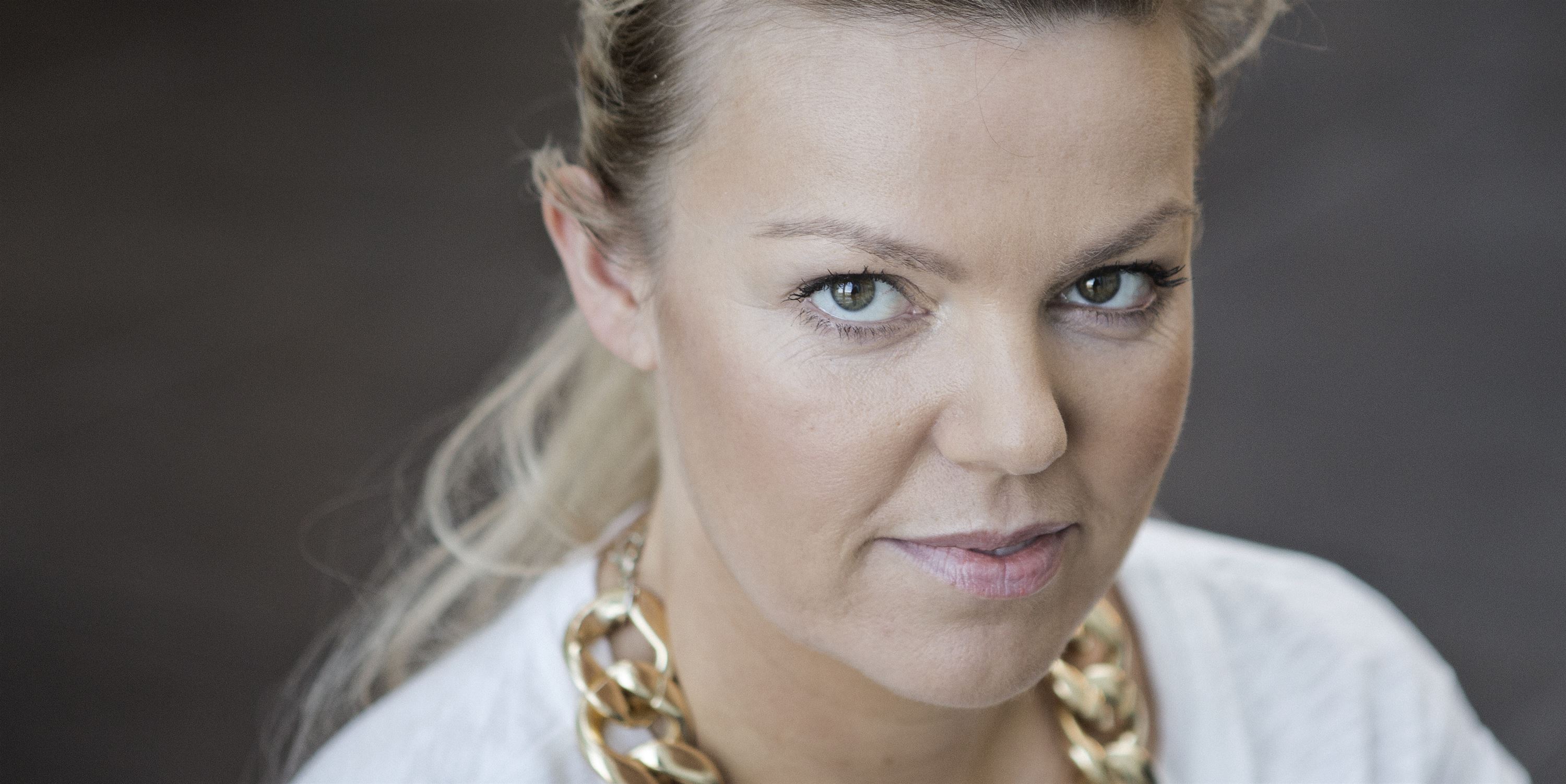 Lina Rafn: Min kæreste må da godt kysse en trunte - Avisen.dk