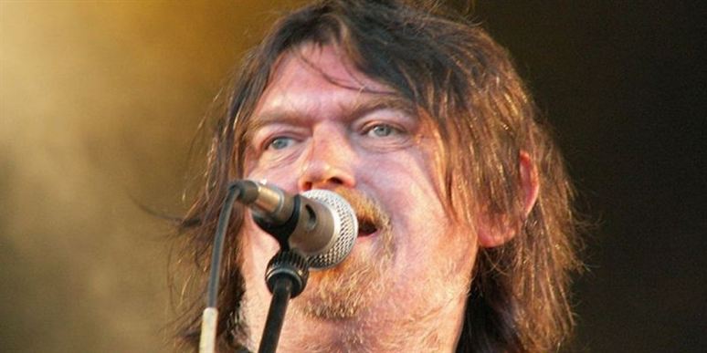 Så meget tjener Johnny Madsen - Avisen.dk