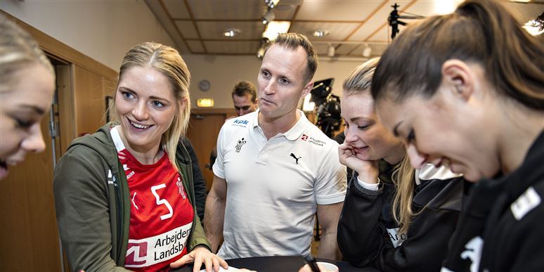 Klavs Bruun laver test mod Kina: De kan gøre os klar til VM - Avisen.dk Klavs Bruun laver test mod Kina: De kan gøre os klar til VM - Avisen.dk